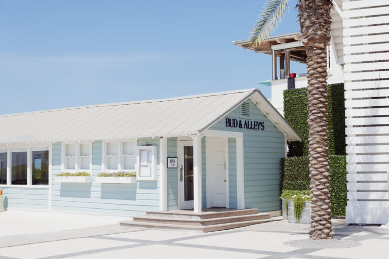 The C-Bar | Seaside